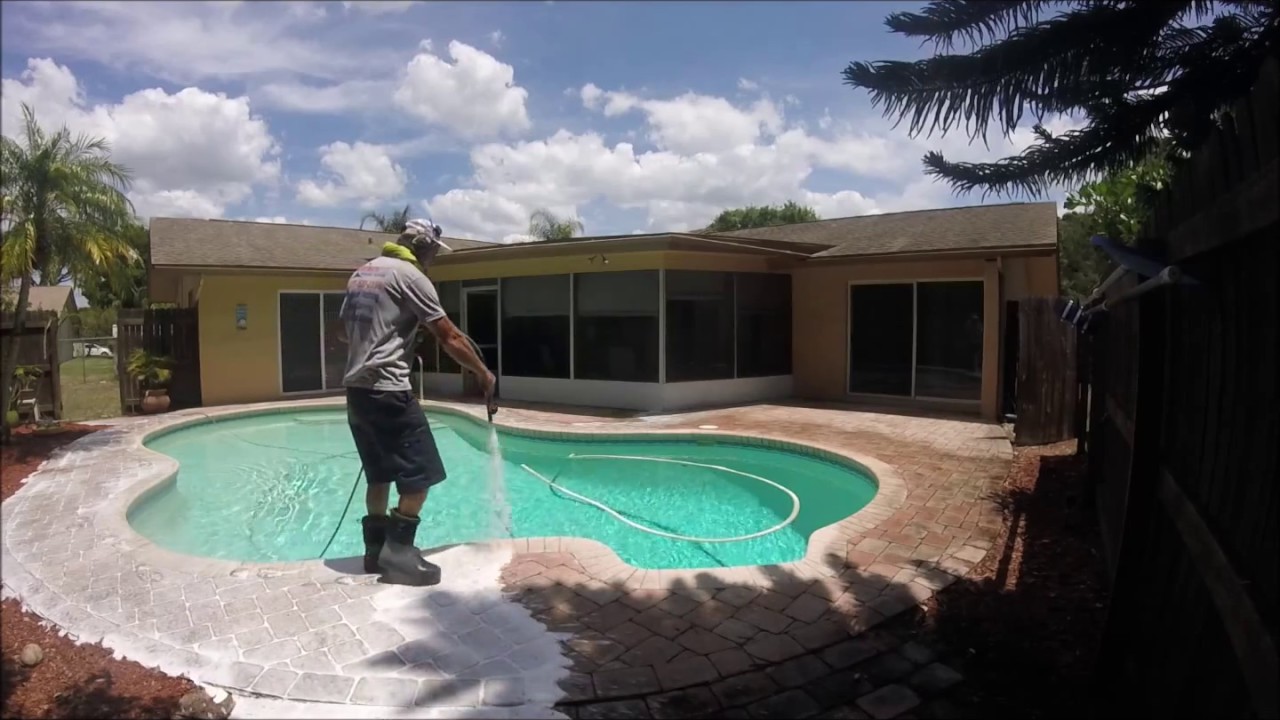 Pool Deck Cleaning Naples | COLLIER COUNTY PRESSURE CLEANING